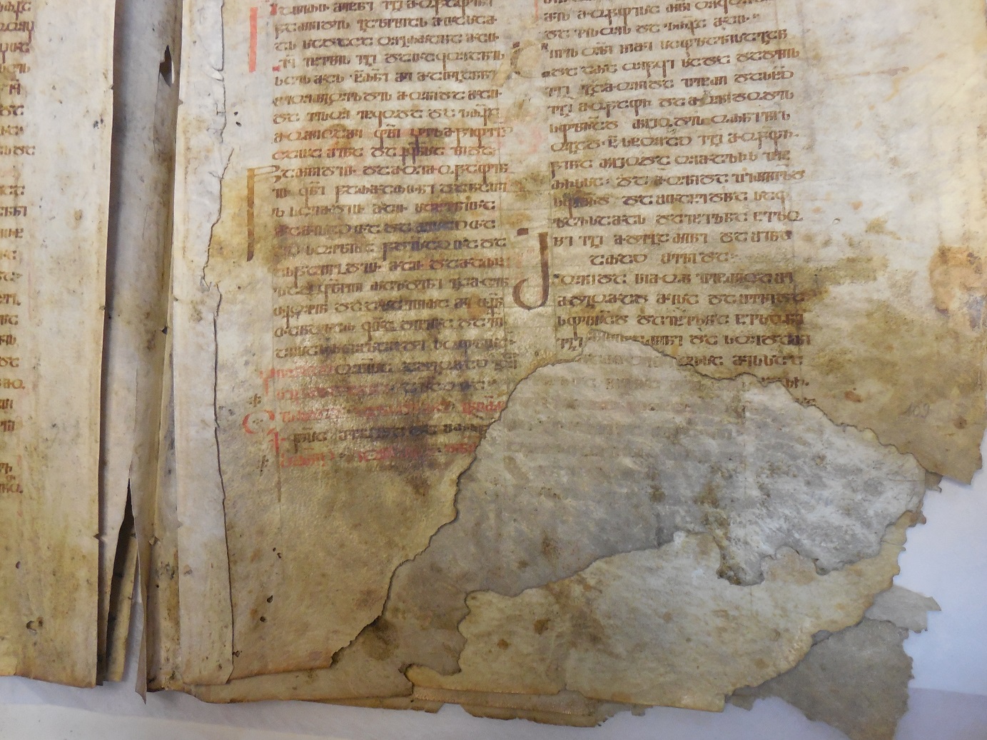 Videotutorials zeigen Methode der Pergament-Restaurierung - TH Köln