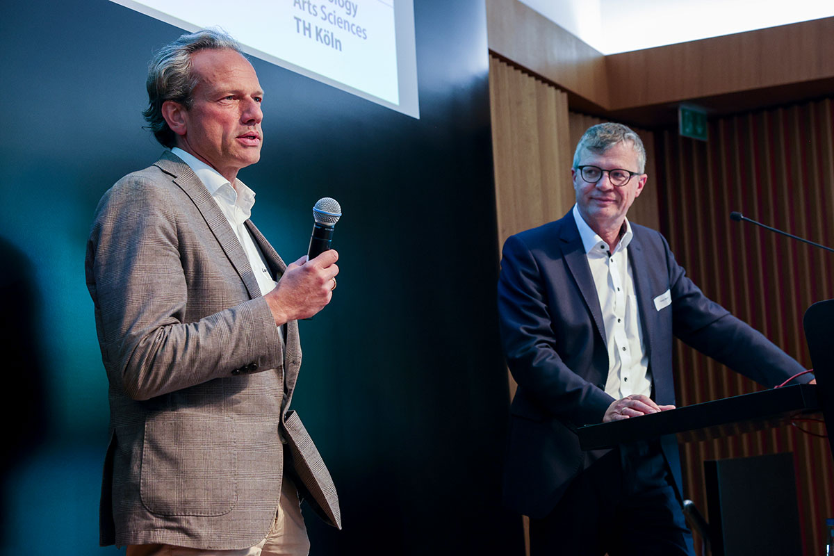 Wissenschaftspreise bei Tag der Forschung verliehen - TH Köln